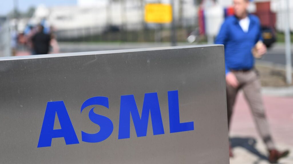ASML earnings report Q4 and full year 2023 – Top Ten